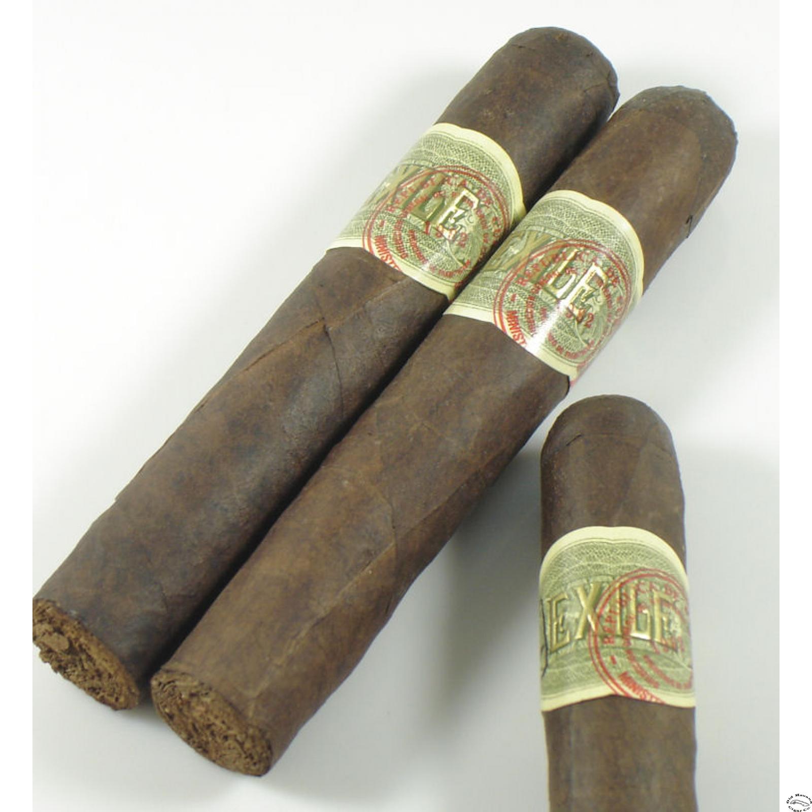 Robusto- Cigars Pipes and Cigar Accessories