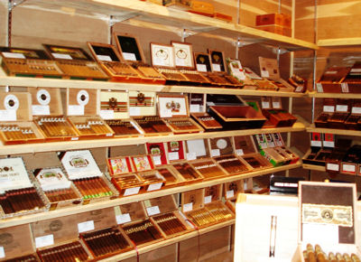 Old Havana Cigar Locations and Directions- Cigars Pipes and Cigar ...